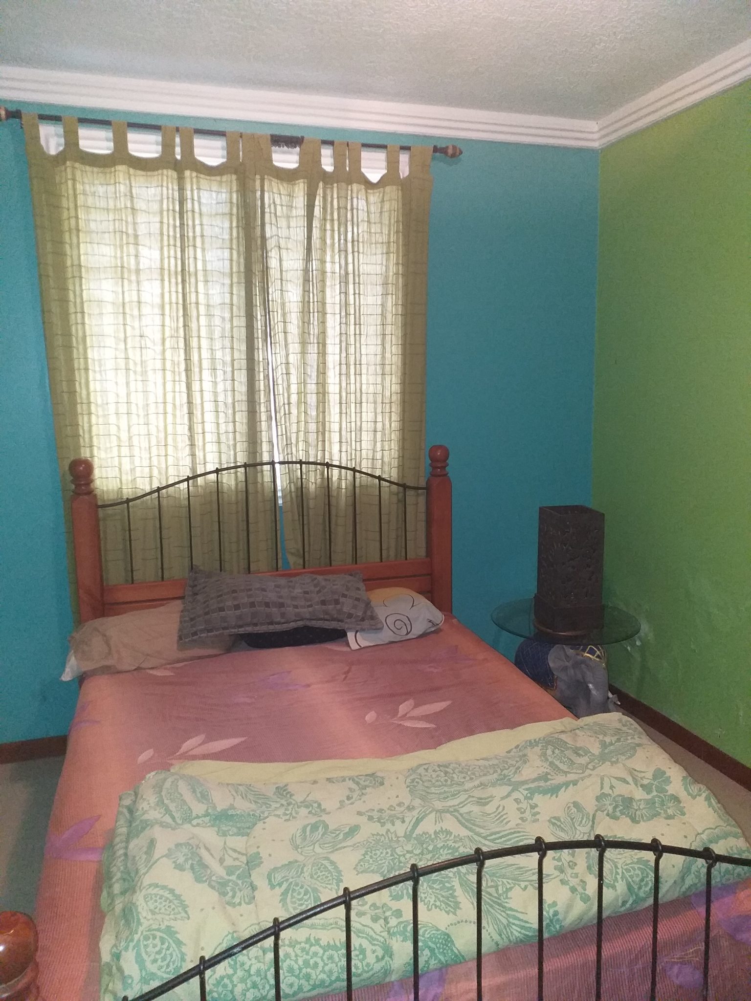 SE ALQUILA HABITACIÓN – Minianuncios El Carabobeño