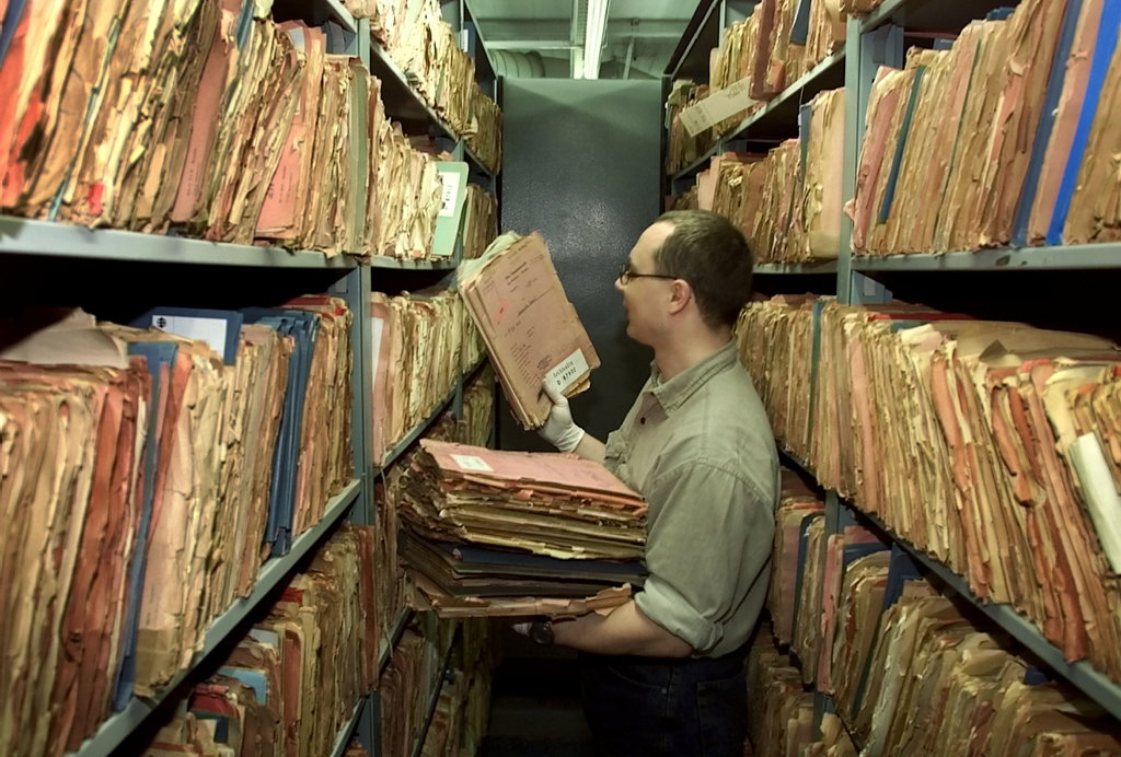¿Por qué se celebra el Día Internacional de los Archivos? (+Vídeo)