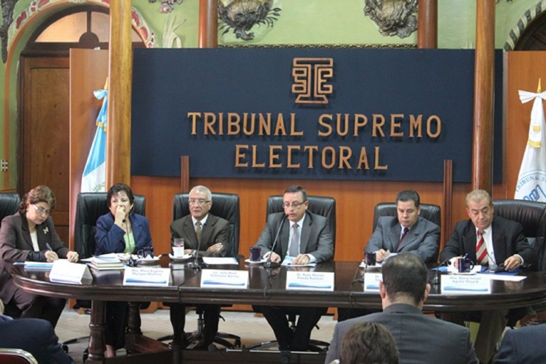 Guatemala realizará la consulta por el diferendo con Belice el 18 de marzo