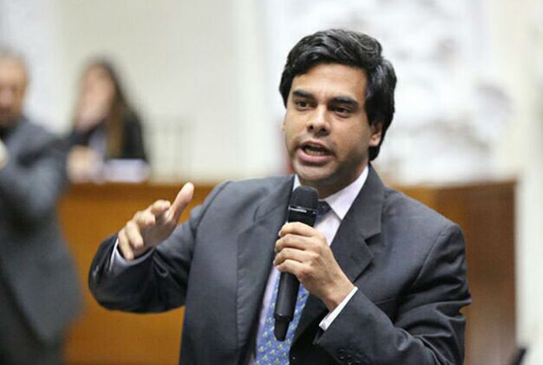 Diputado Angel Alvarado: Maduro fue a China a entregar recursos venezolanos
