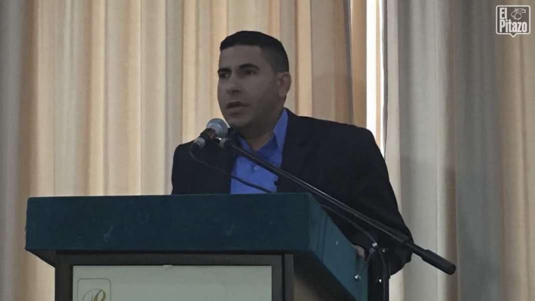 Luis Ratti declinó candidatura presidencial a favor de Henri Falcón