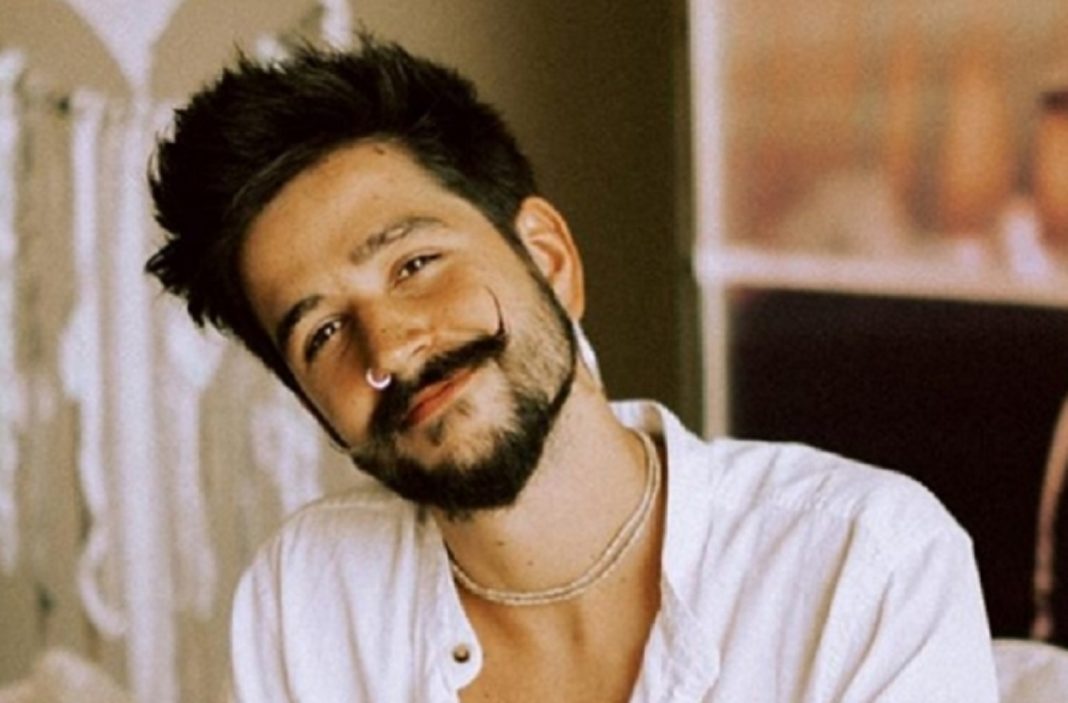 Camilo estrena la temporada de conciertos acústicos previos a Latin Grammy