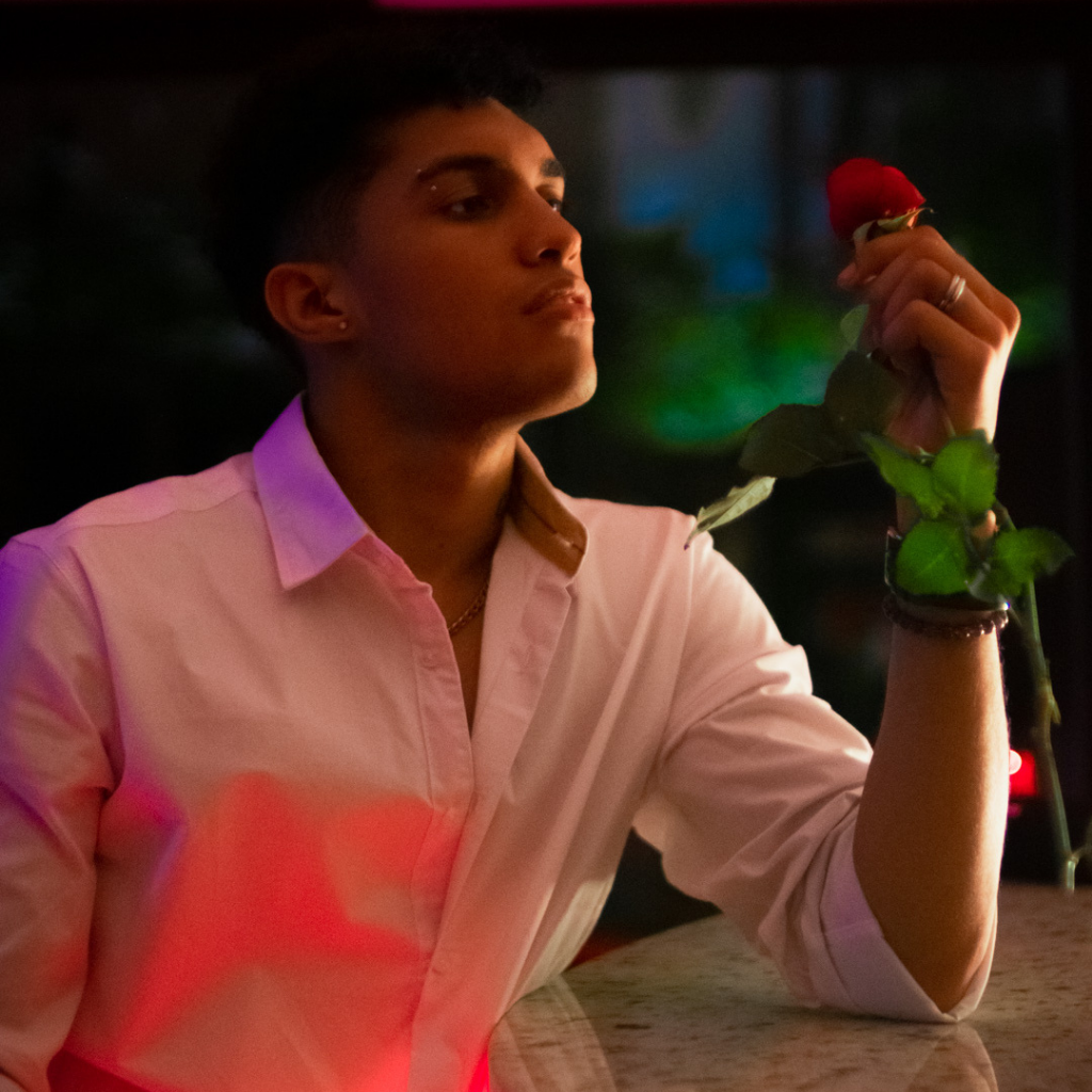 Sandoval presentó su nuevo single y videoclip "Una noche"