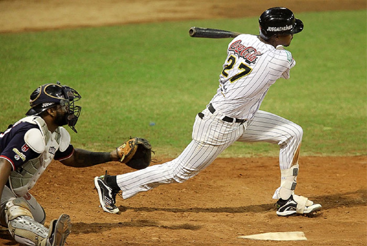 Alexander Palma y Brayan Hernández guiaron el triunfo de Leones