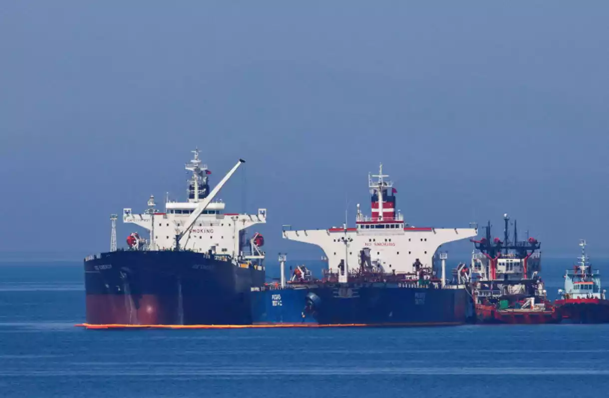 Reuters: Petroleros descargarán crudo y condensado iraní en Anzoátegui
