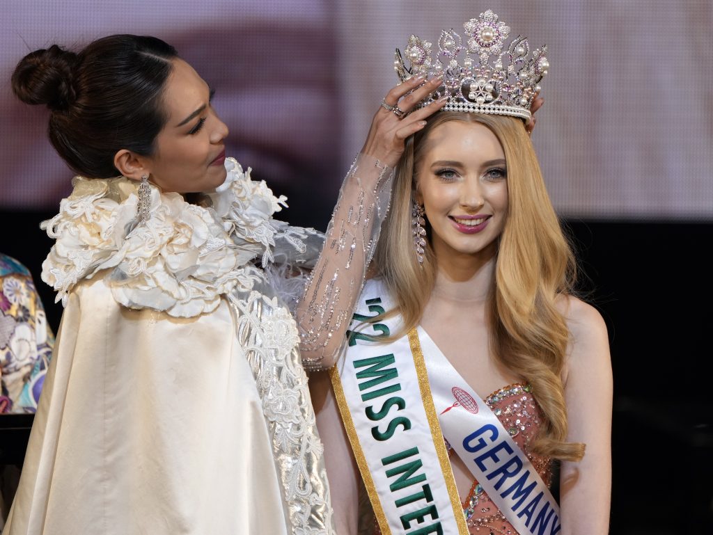 La alemana Jasmin Selberg es coronada Miss International 2022 en Tokio