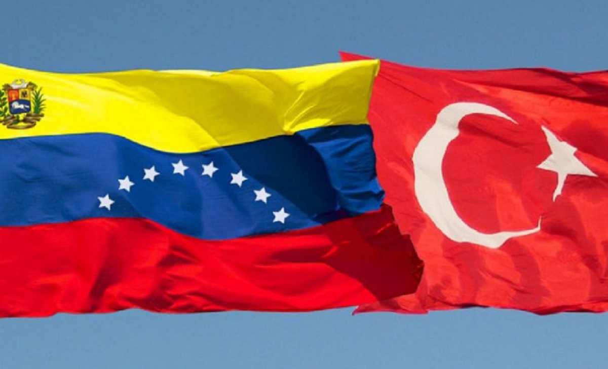 Llegó a Venezuela el ministro de Comercio de Turquía para rueda de negocios