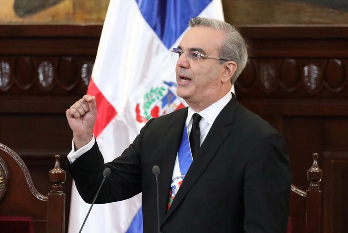 Presidente Abinader hará el primer lanzamiento en el debut de ...