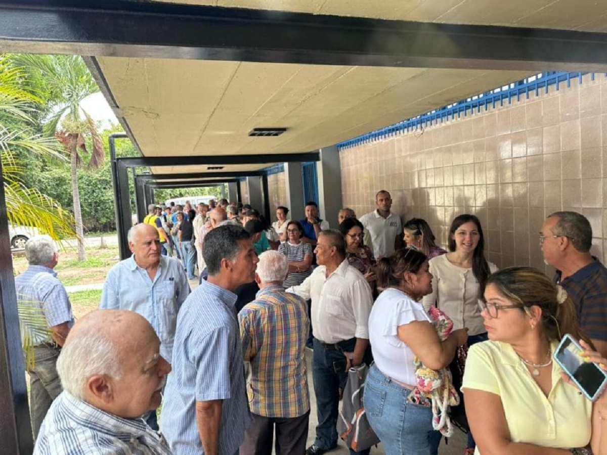 Comunidad universitaria solicita excluir a UCV Maracay del diferimiento ...