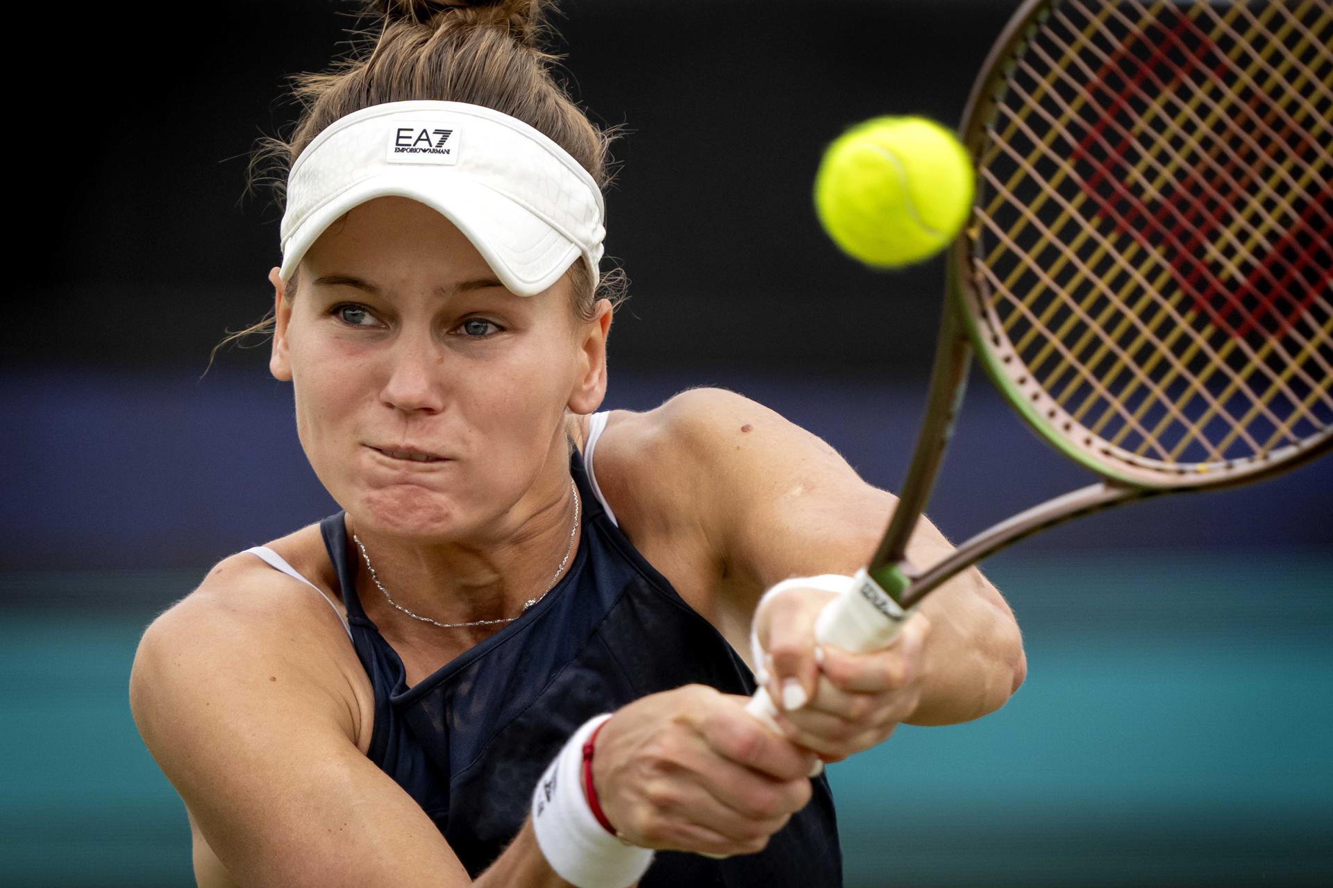 Alexandrova impone su ley en hierba y revalida el título en Bolduque