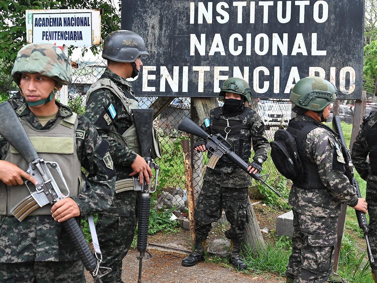 Al menos 41 reclusas muertas en reyerta en cárcel de Honduras