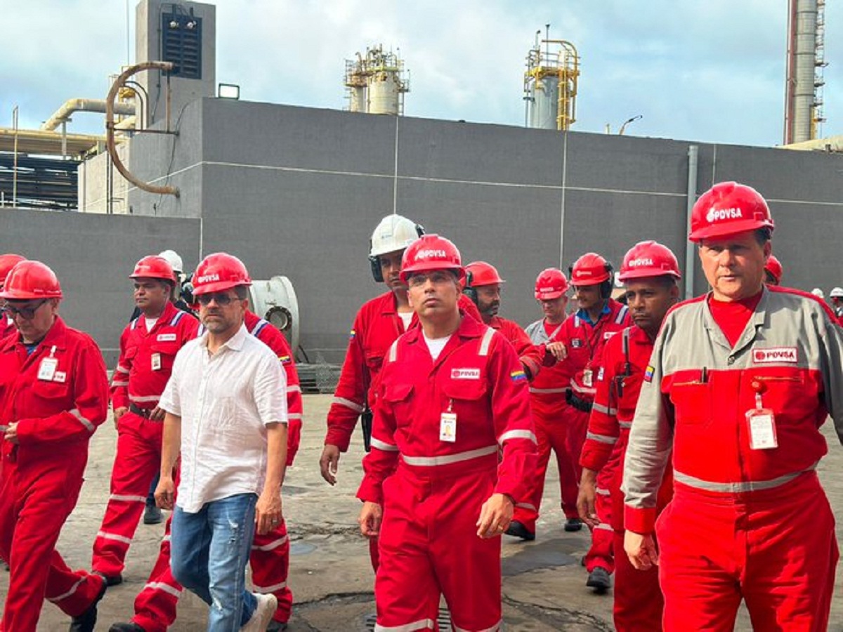 Gobernador Lacava aseguró que refinería El Palito reanudó producción de ...
