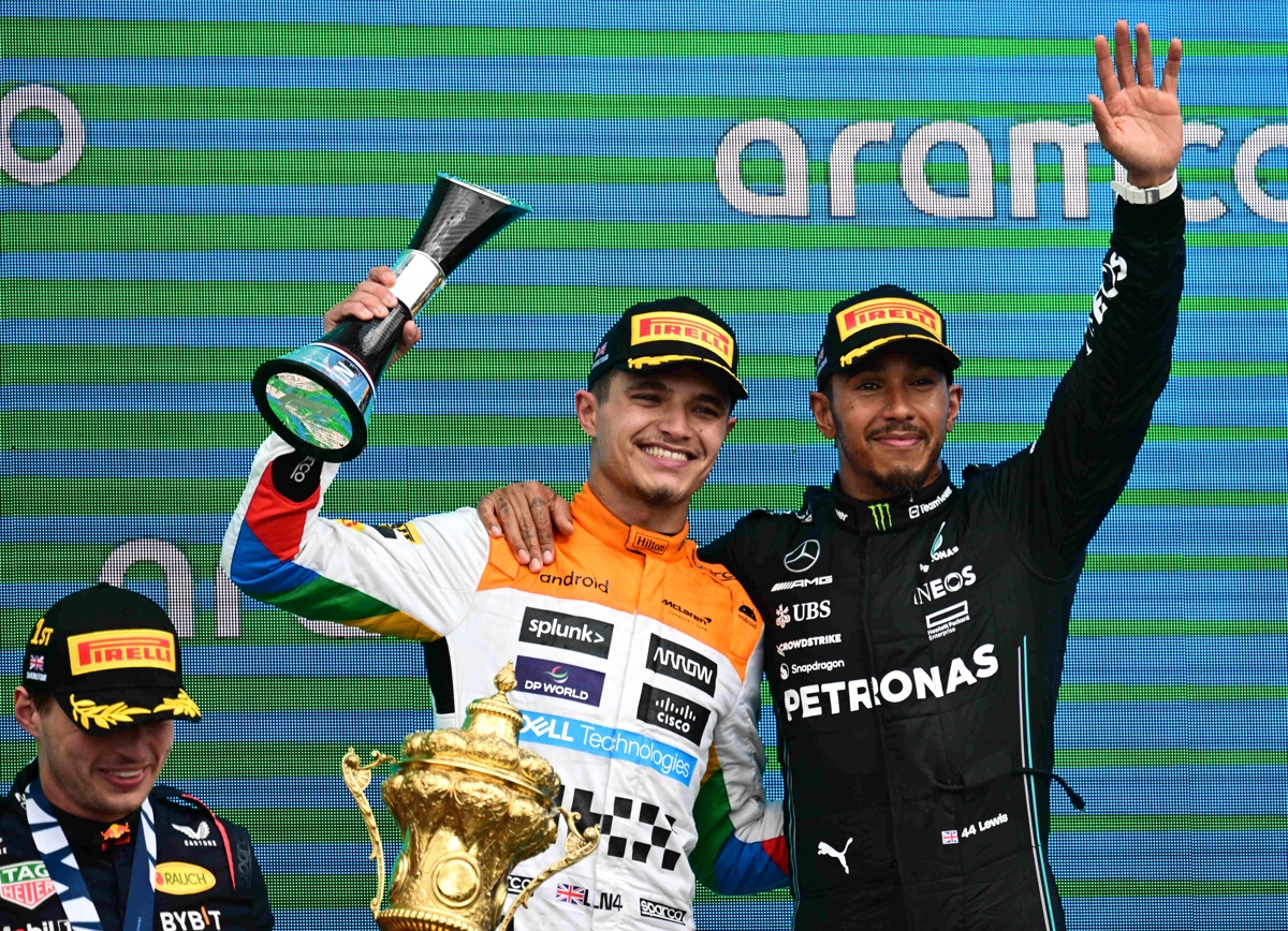Inglés Lewis Hamilton: "El 'safety' nos benefició, pero estar en el ...