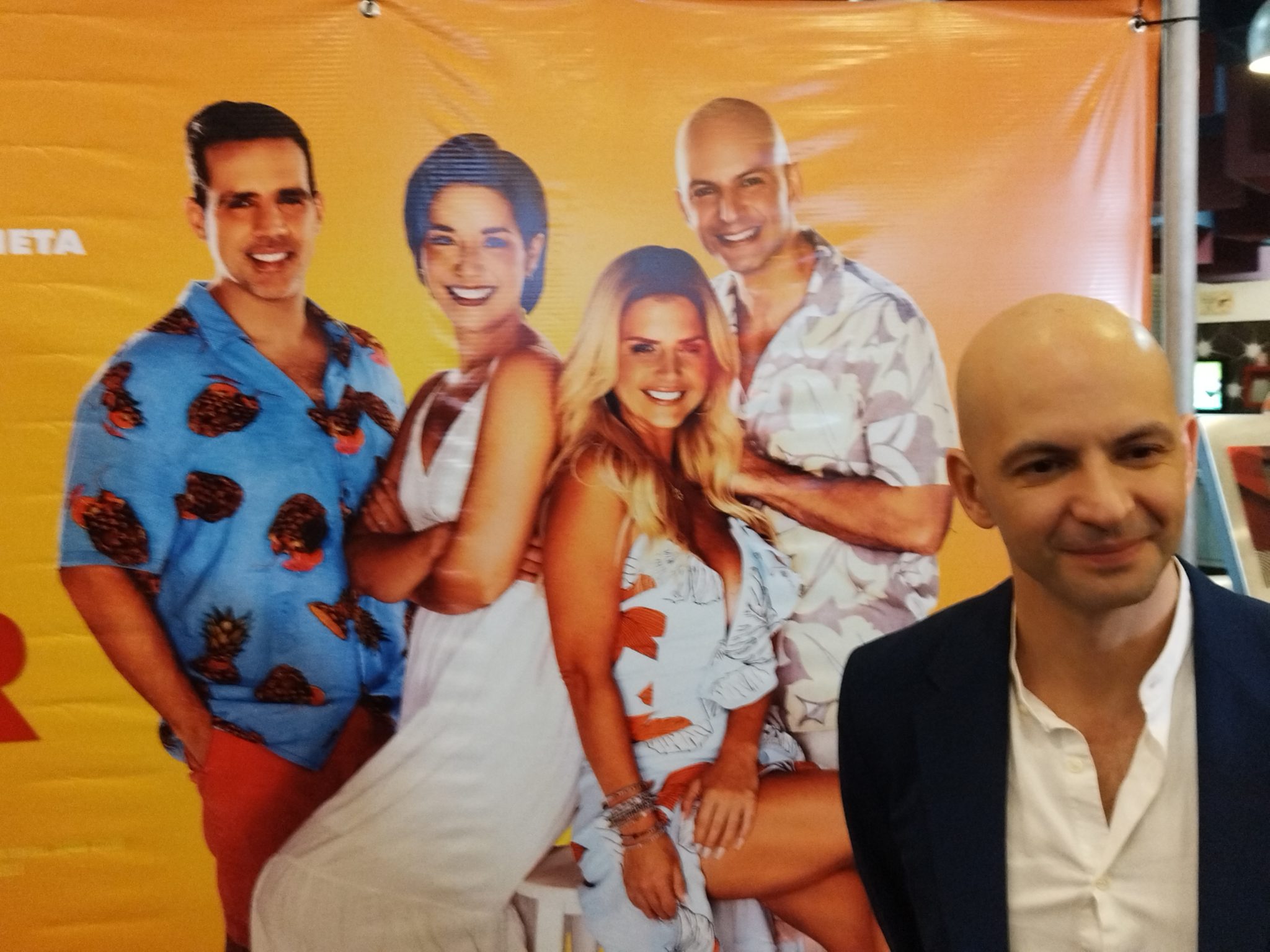 Agustín Segnini presenta "La chica del alquiler" en la edición 19 del ...