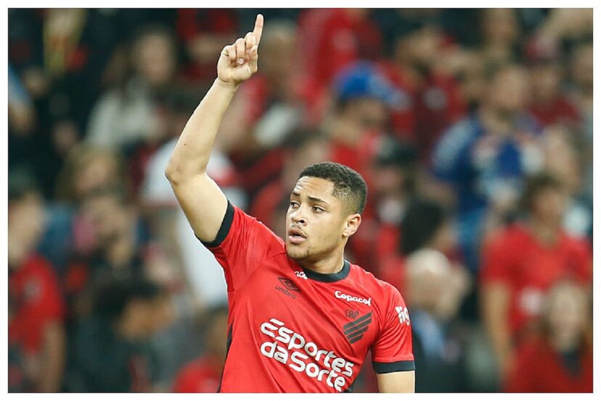 El Barcelona anuncia el fichaje del brasileño Vitor Roque
