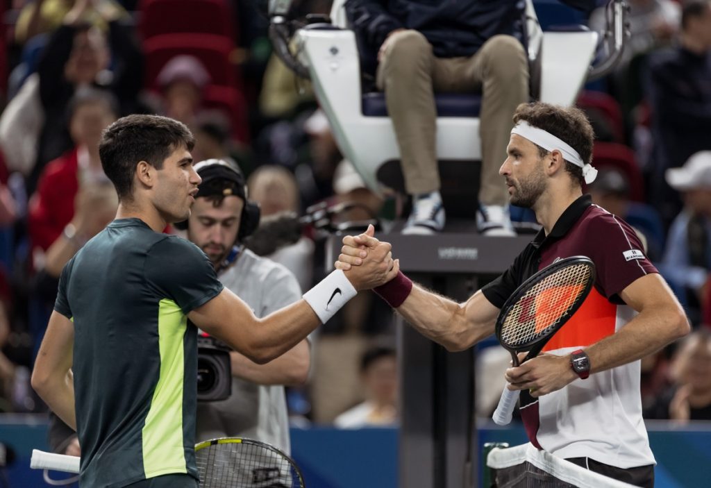 El búlgaro Dimitrov eliminó al español Alcaraz en los octavos del ...