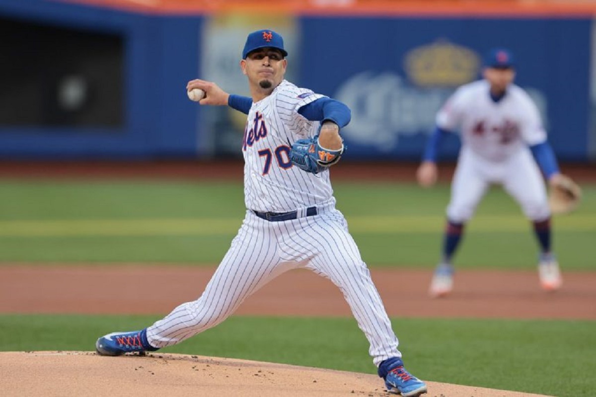 José Butto perdió lanzando por los Mets ante los Filis de Filadelfia
