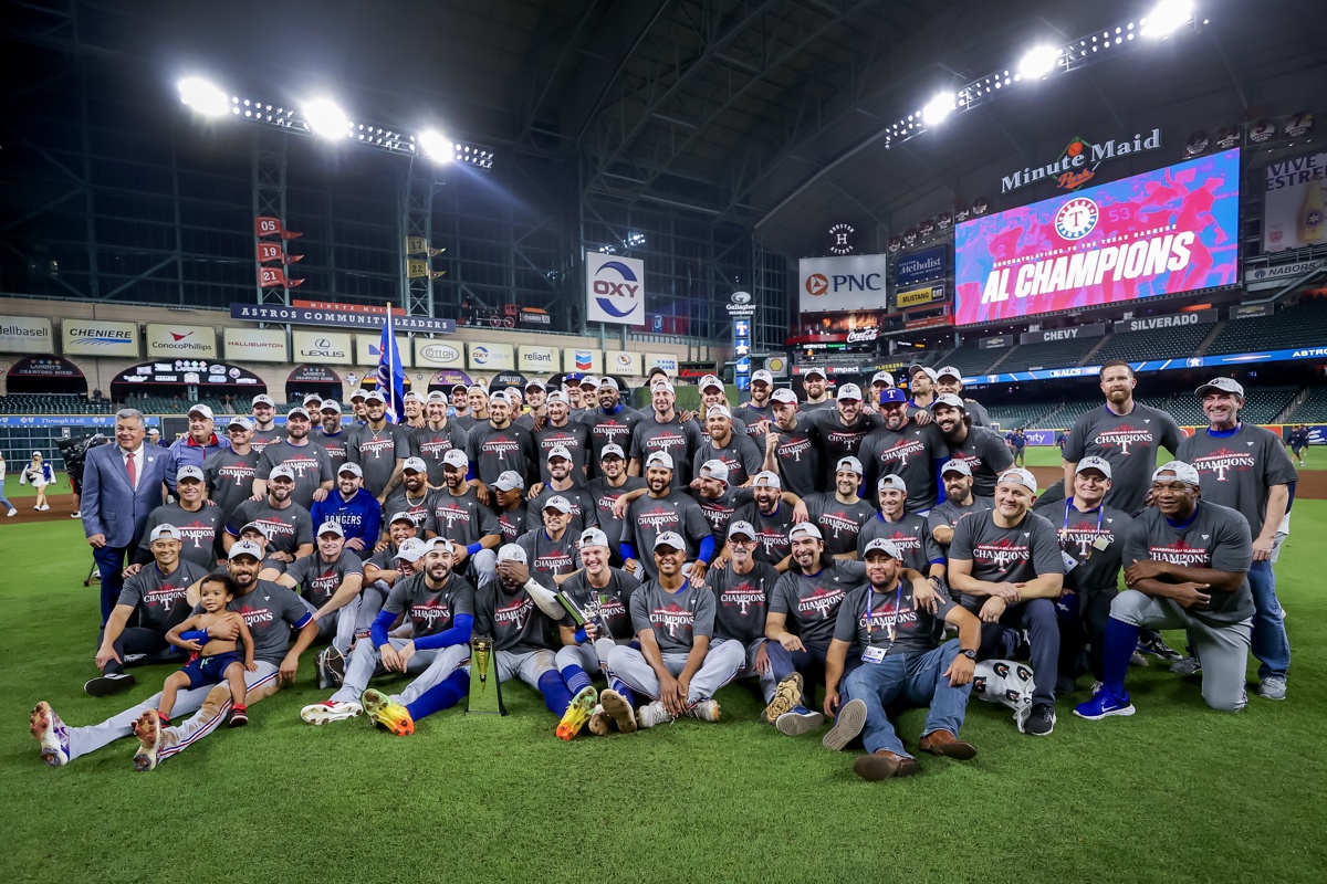 Texas a la Serie Mundial: Altuve pegó jonrón en la paliza que recibió ...