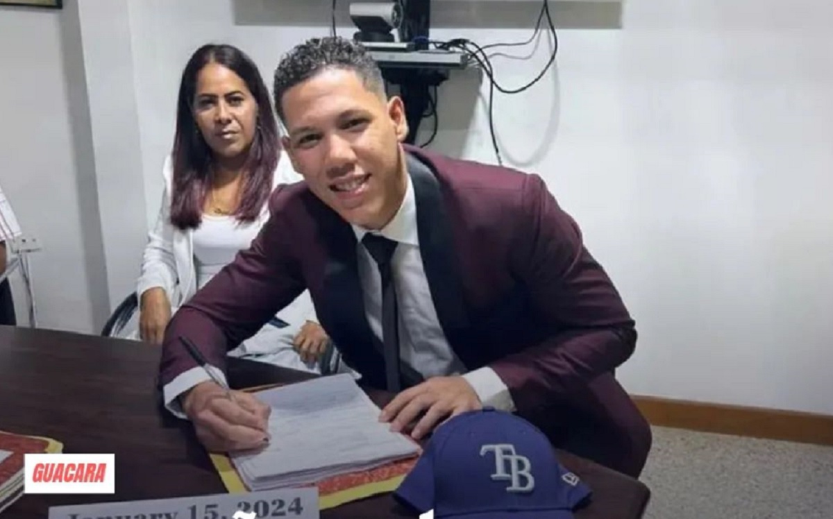 Prospecto guacareño: Denys González firmó con Tampa Bay