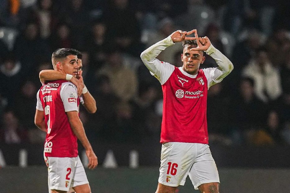 El uruguayo Rodrigo Zalazar, mejor centrocampista de la Liga Portugal ...