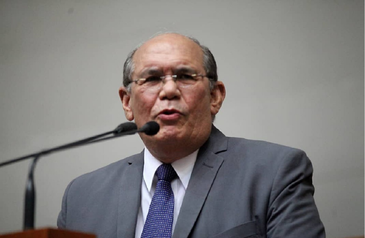 Exdiputado asilado: Debilidad de Maduro incrementa con los días