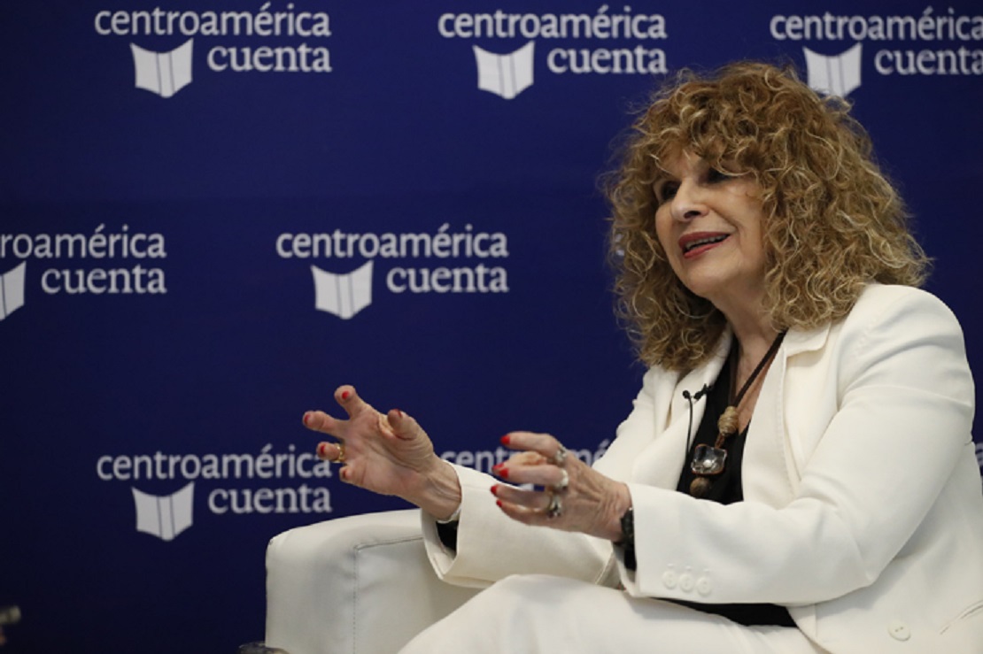 Gioconda Belli y un grupo de nicaragüenses se solidarizan con el pueblo ...