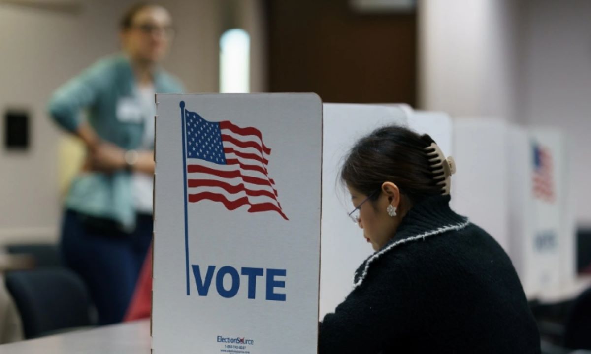 Estados Unidos vota entre nervios, recelo y esperanza